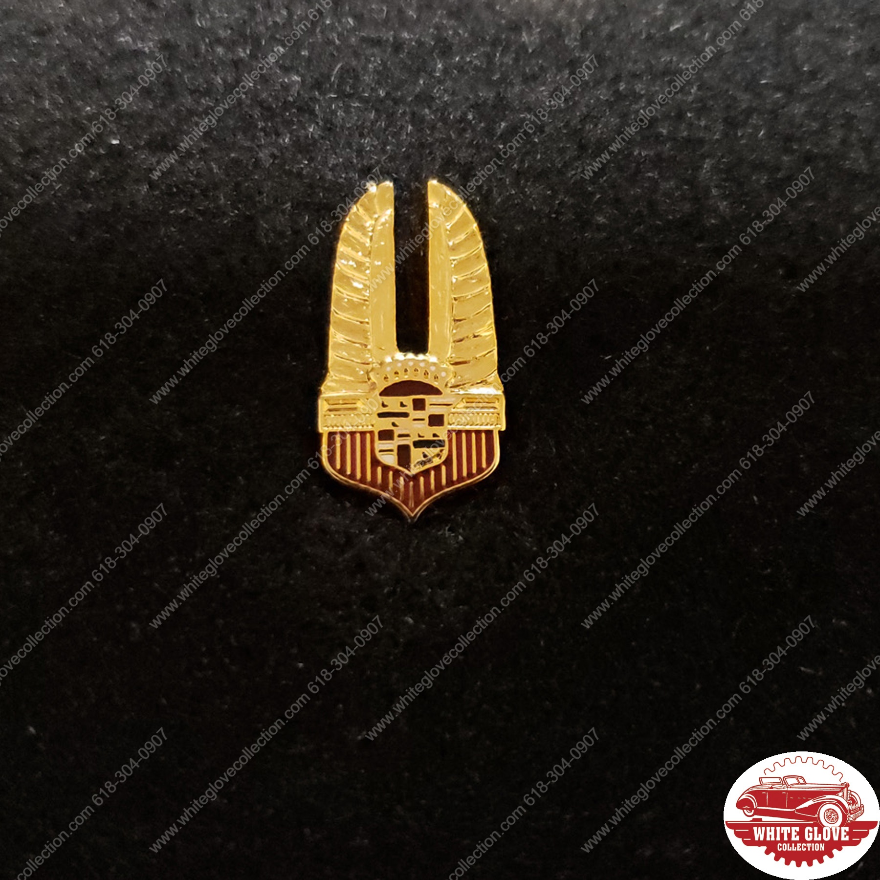 Cadillac Lapel Pin - 1 » White Glove Collection